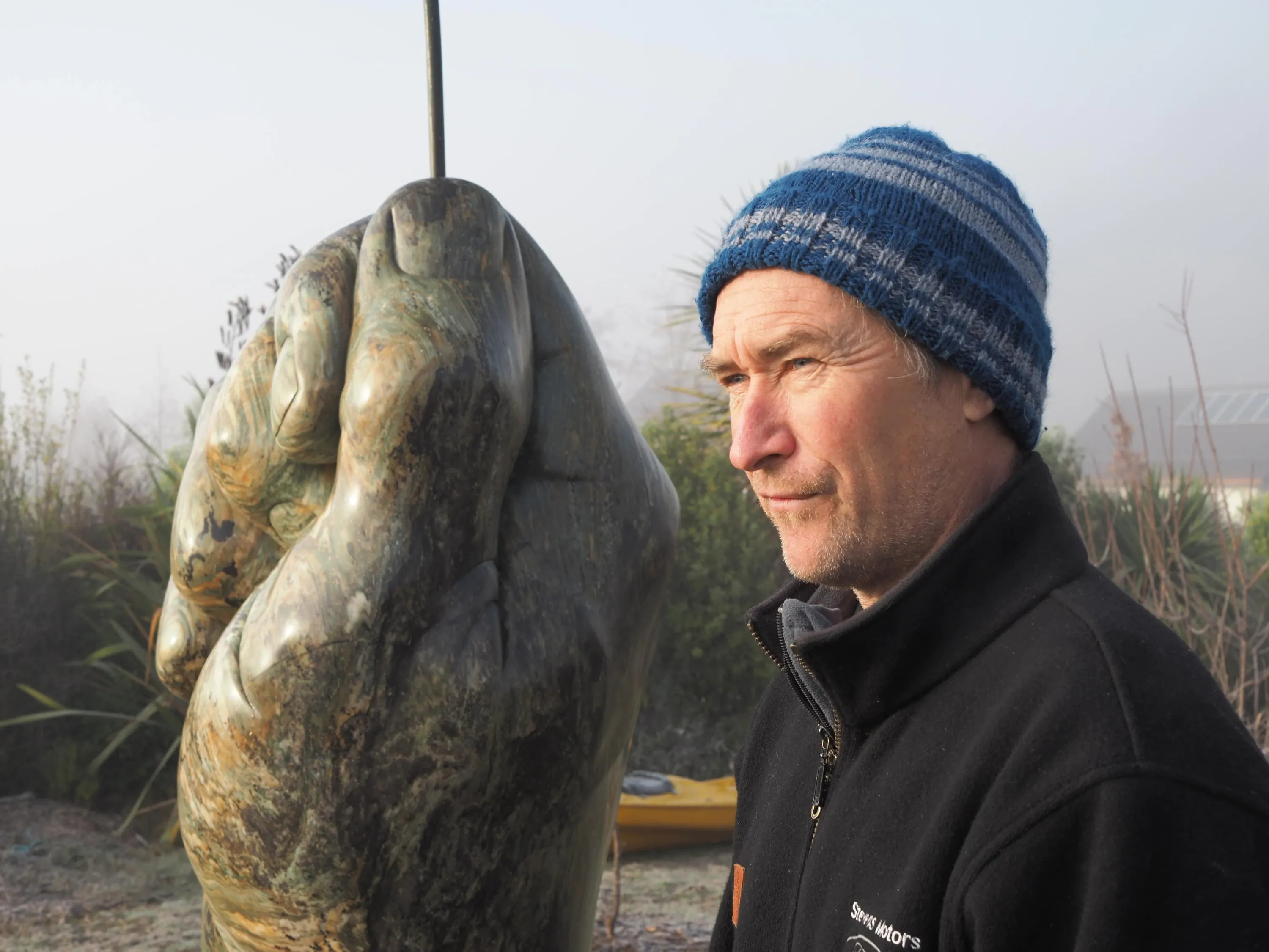 Stone Sculptor creates a helping hand for Women’s Refuge | The Big Idea