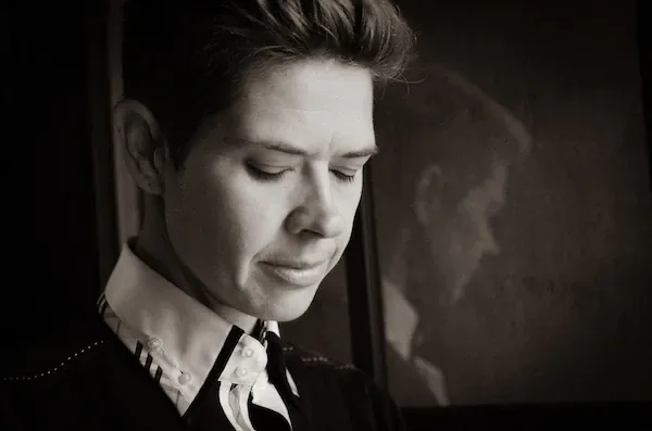 New EP & Music Video Release 'In The World' by Taranaki musician Renee ...