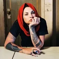 Hollie Smith: a star is signed | The Big Idea