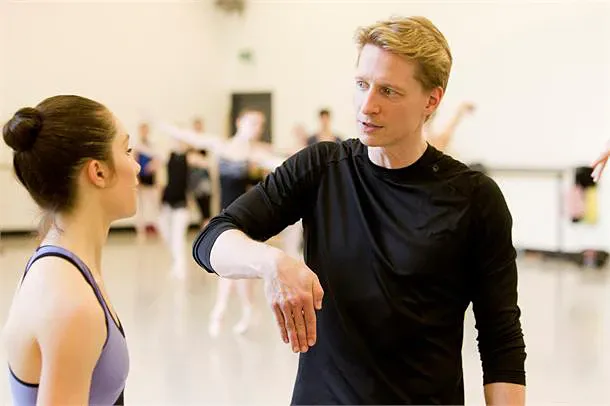 Giselle leaps from stage to screen | The Big Idea