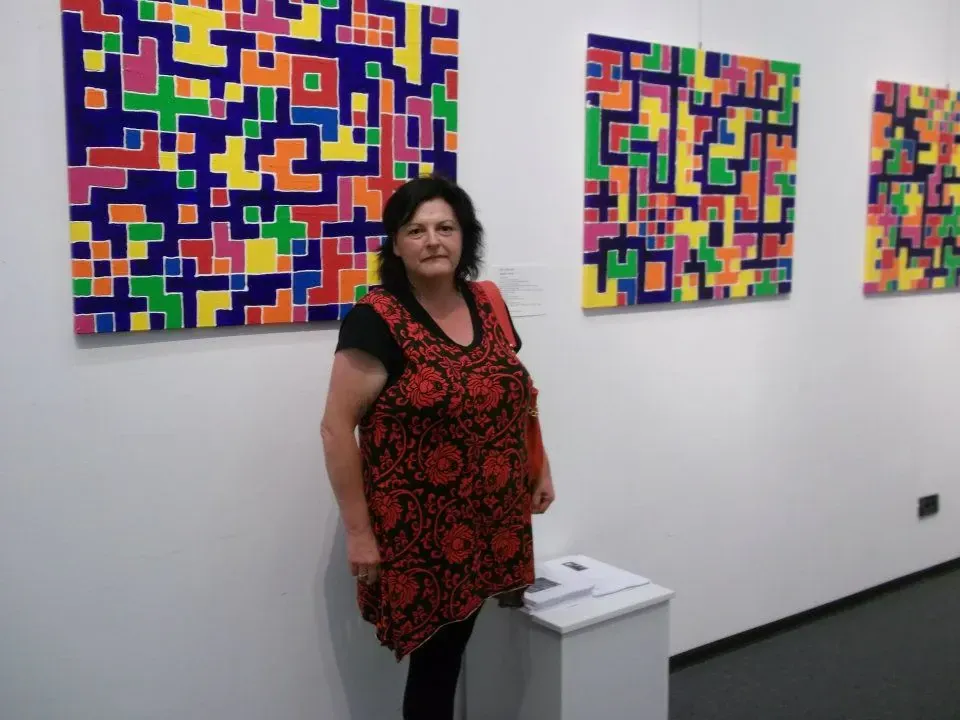 NZ Artist donates an art work To Paws | The Big Idea